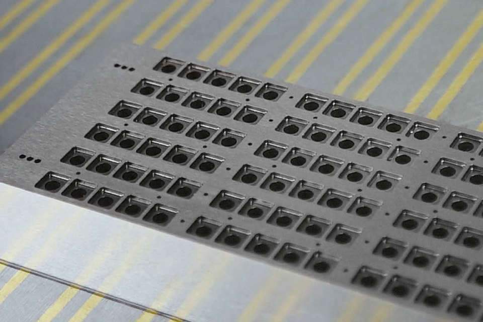 EDM machines | Die-sinking electrical discharge machining - GF ...